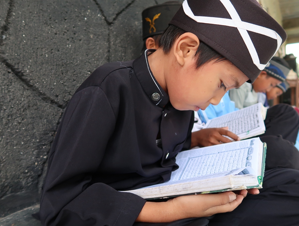 Pondok Pesantren Daarul Uluum - Istana Pengetahuan